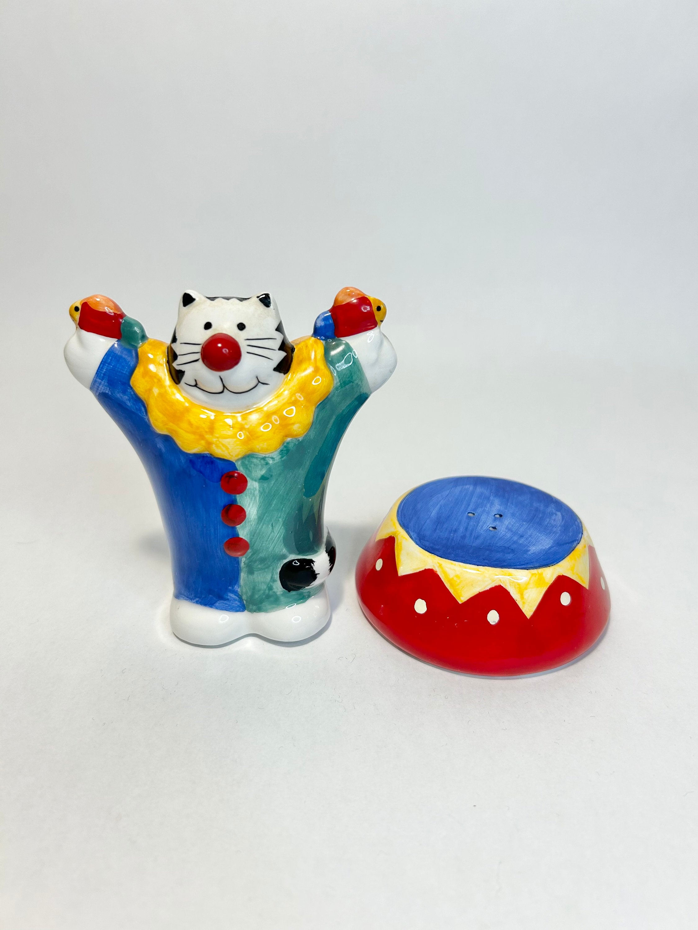 Vintage Coco Downey Circus Cat and Platform Salt Pepper Shakers - Etsy