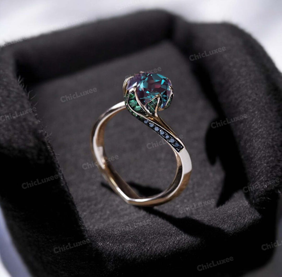Alexandrite Wedding Ring, Color Change Alexandrite Stone Ring, Purple ...