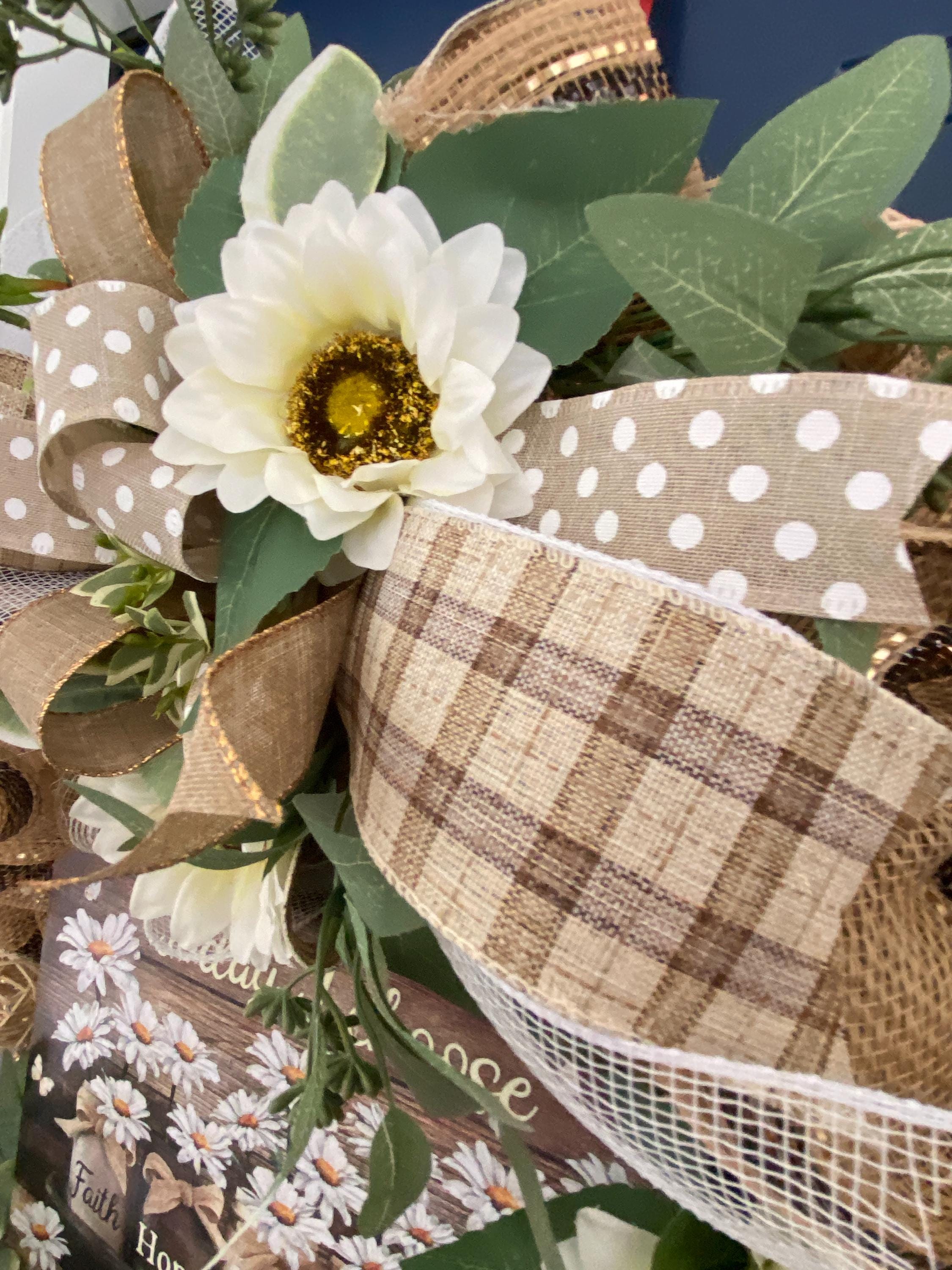 Rustic Daisy Wreath, Inspirational Sign, Handmade Burlap Mesh Wreath ...