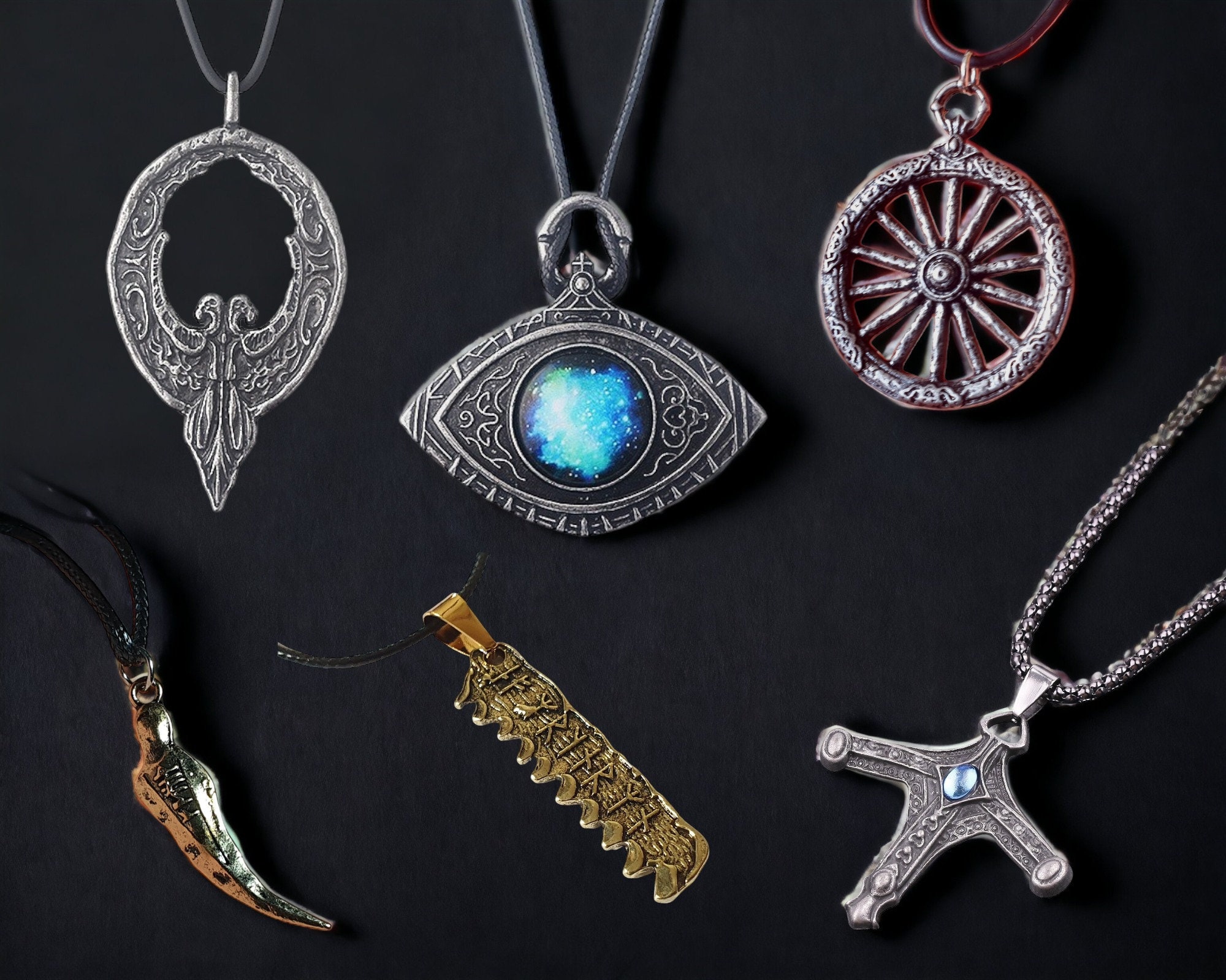 Bloodborne Badges Pendants Wheel Hunter / Cosmic Eye Watcher - Etsy