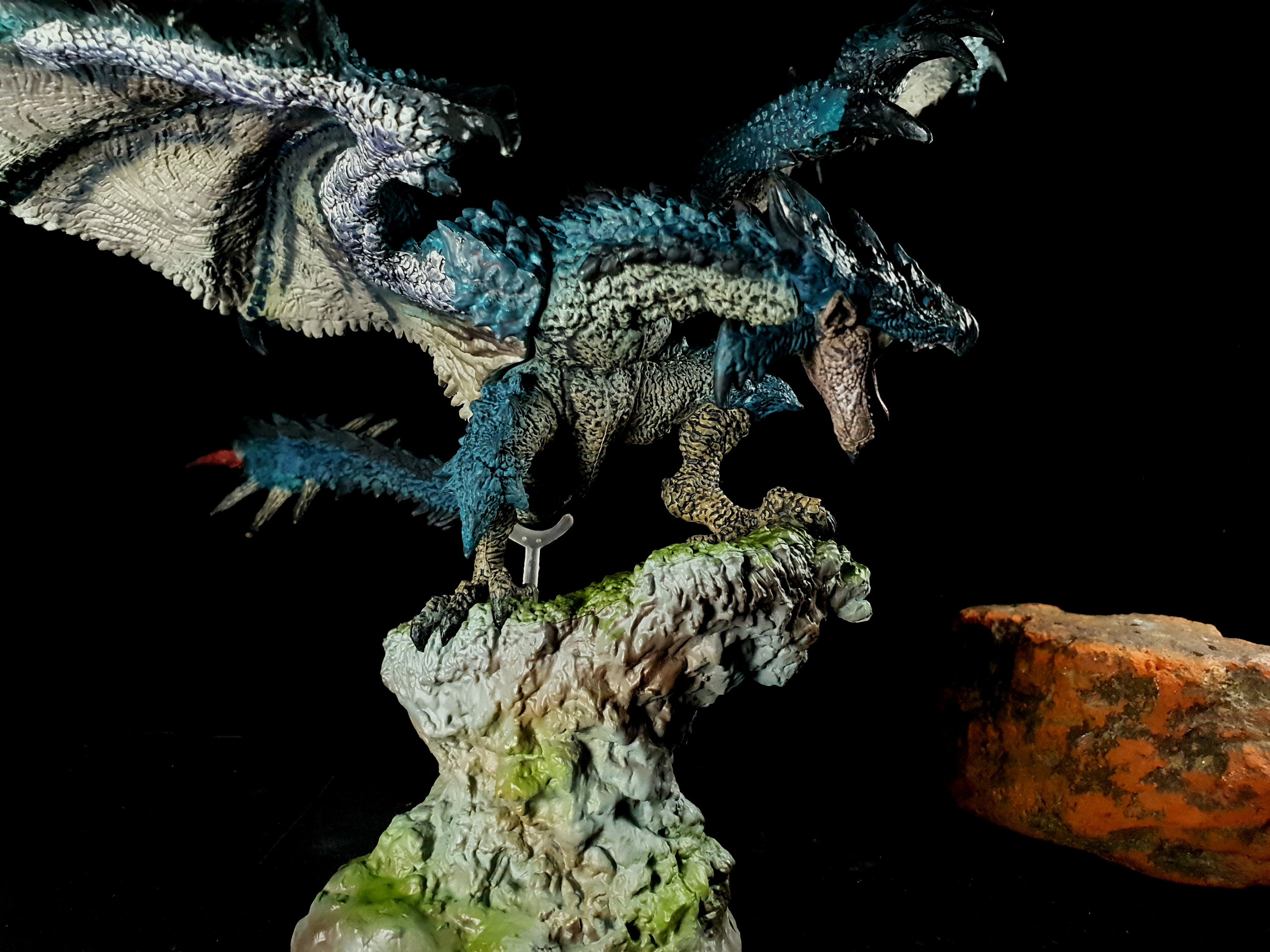 Rathalos Flying Wyvern Blue Dragon Figurine / Monster Hunter - Etsy UK