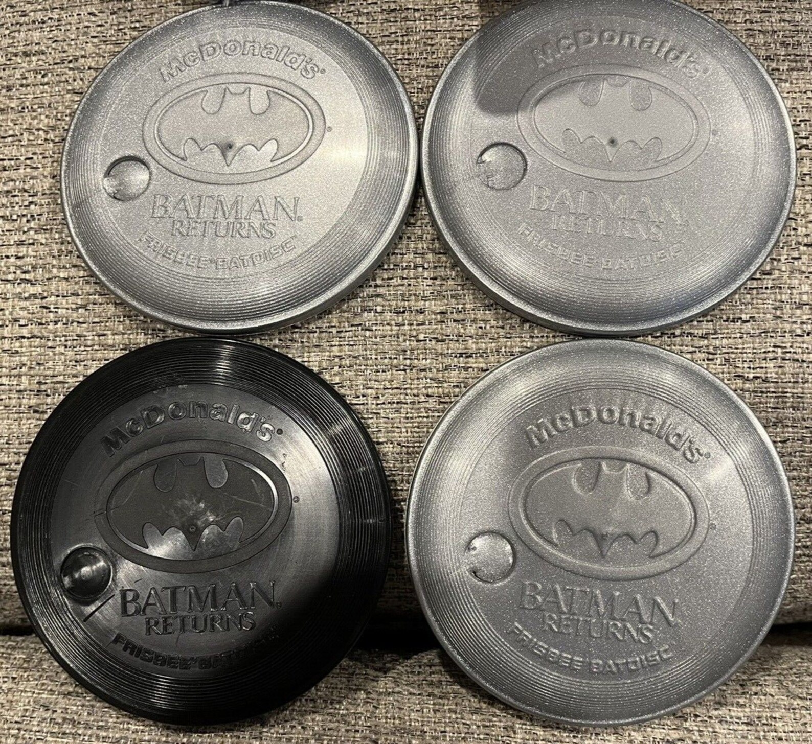 Vintage 1991 Mcdonalds Batman Returns Mini Frisbee Bat Disc Drink Lid ...