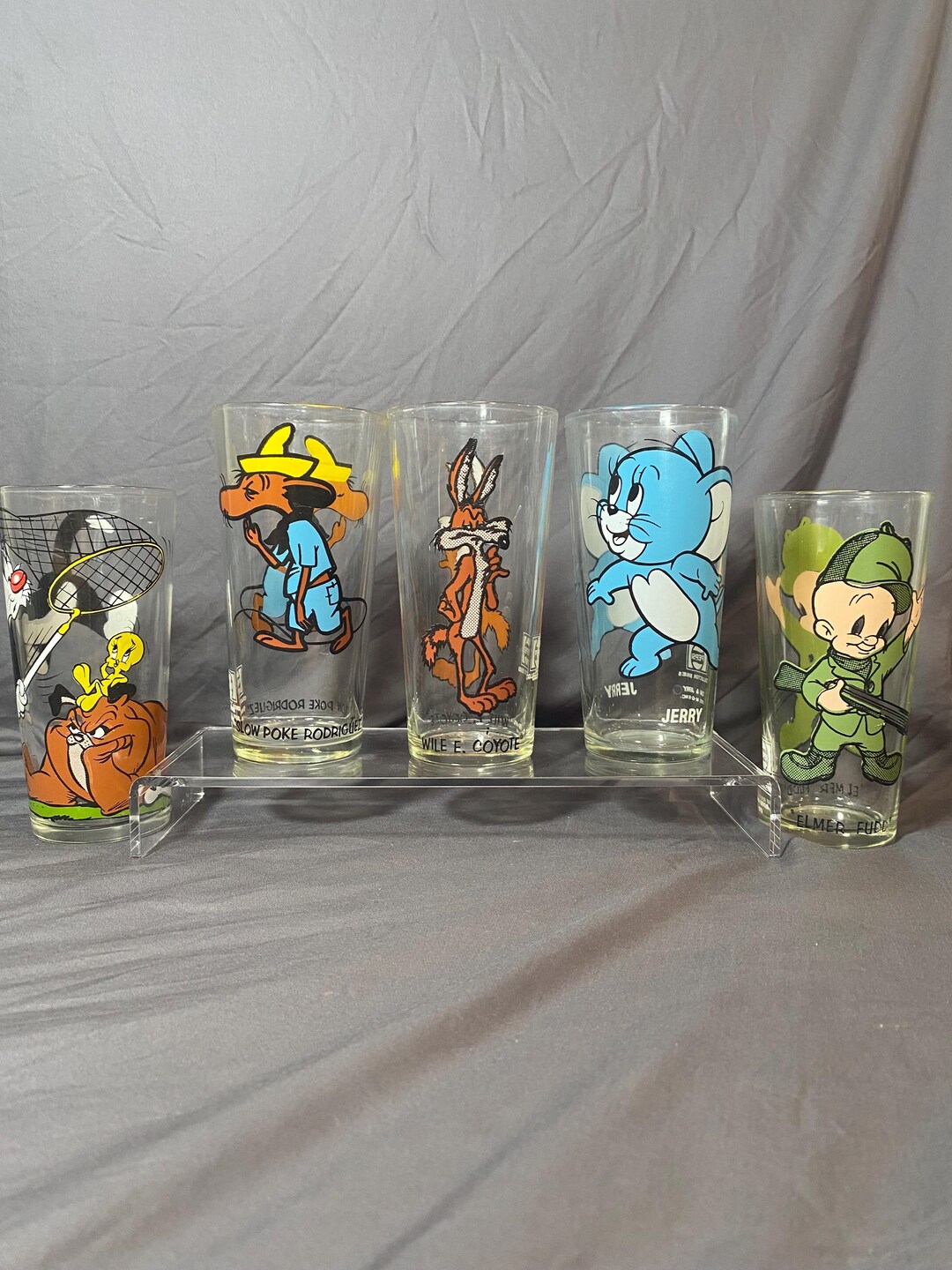 Vintage Looney Toons, Warner Bros, and Tom and Jerry Pepsi Collector ...