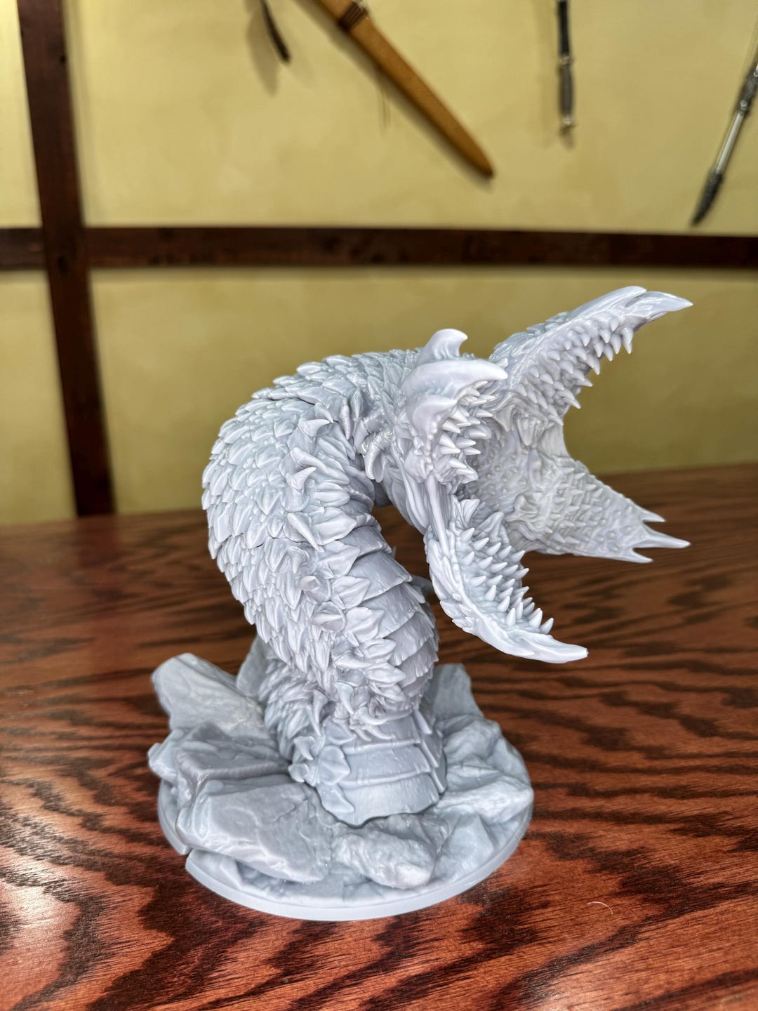 Giant Purple Worm Miniature: Oversized RPG Boss Mini for D&D and ...