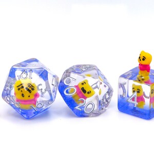 Winnie the Pooh Dnd Dice Set: 7 Piece Resin RPG Dice - Etsy