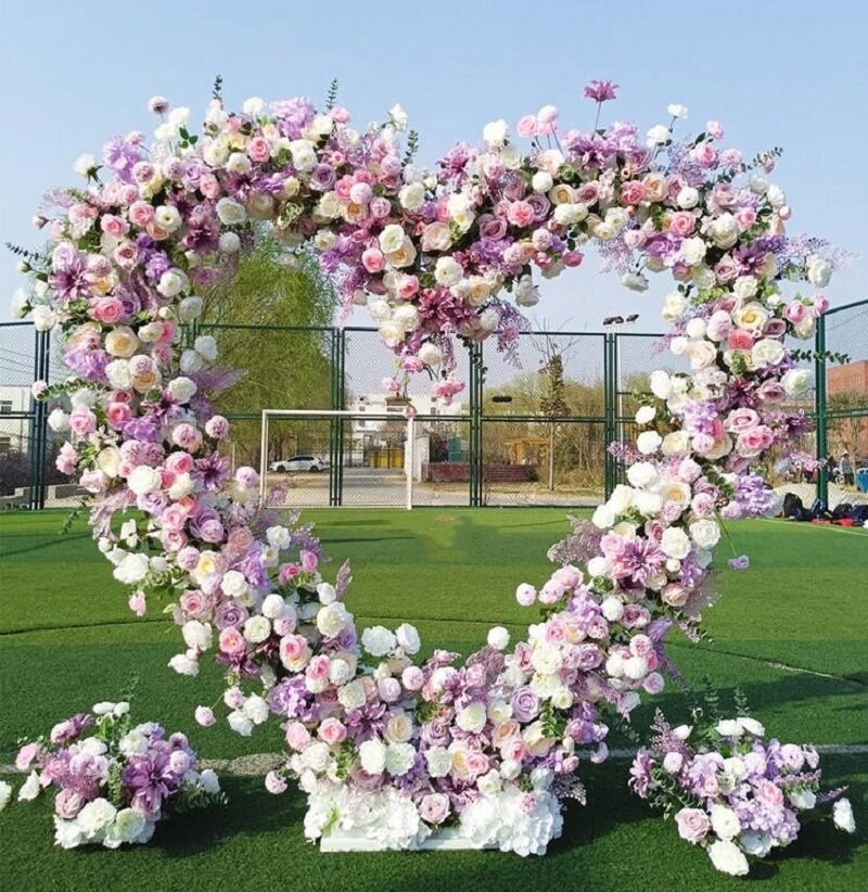 Gold Heart Wedding Arch Metal Wrought Iron Heart Wedding Arch ...