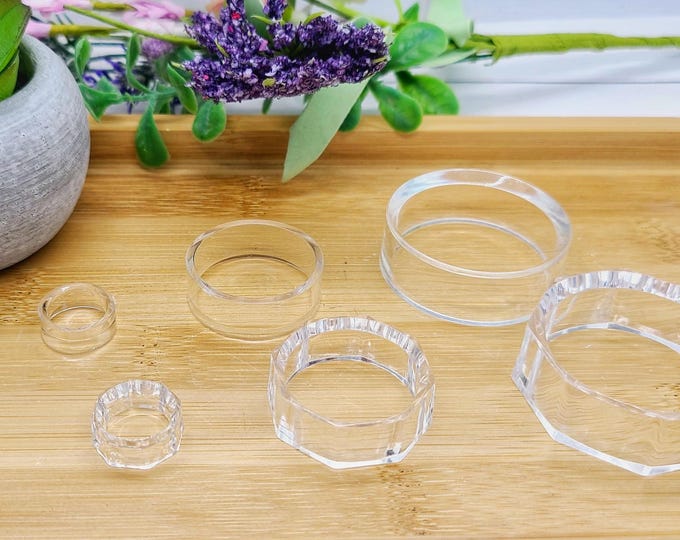 Round Acrylic Sphere Display Stands – Smooth & Faceted Crystal Holders ...
