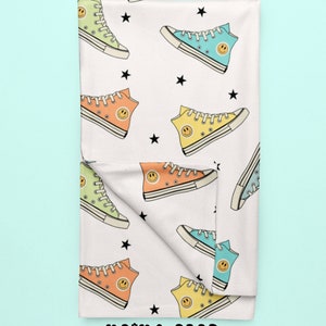 Retro Smiley Face Converse Chucks Sneakers Seamless Pattern Summer ...