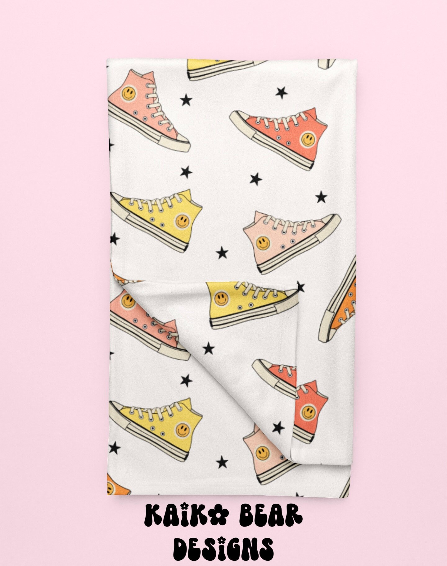 Retro Smiley Face Converse Chucks Sneakers Seamless Pattern Summer ...