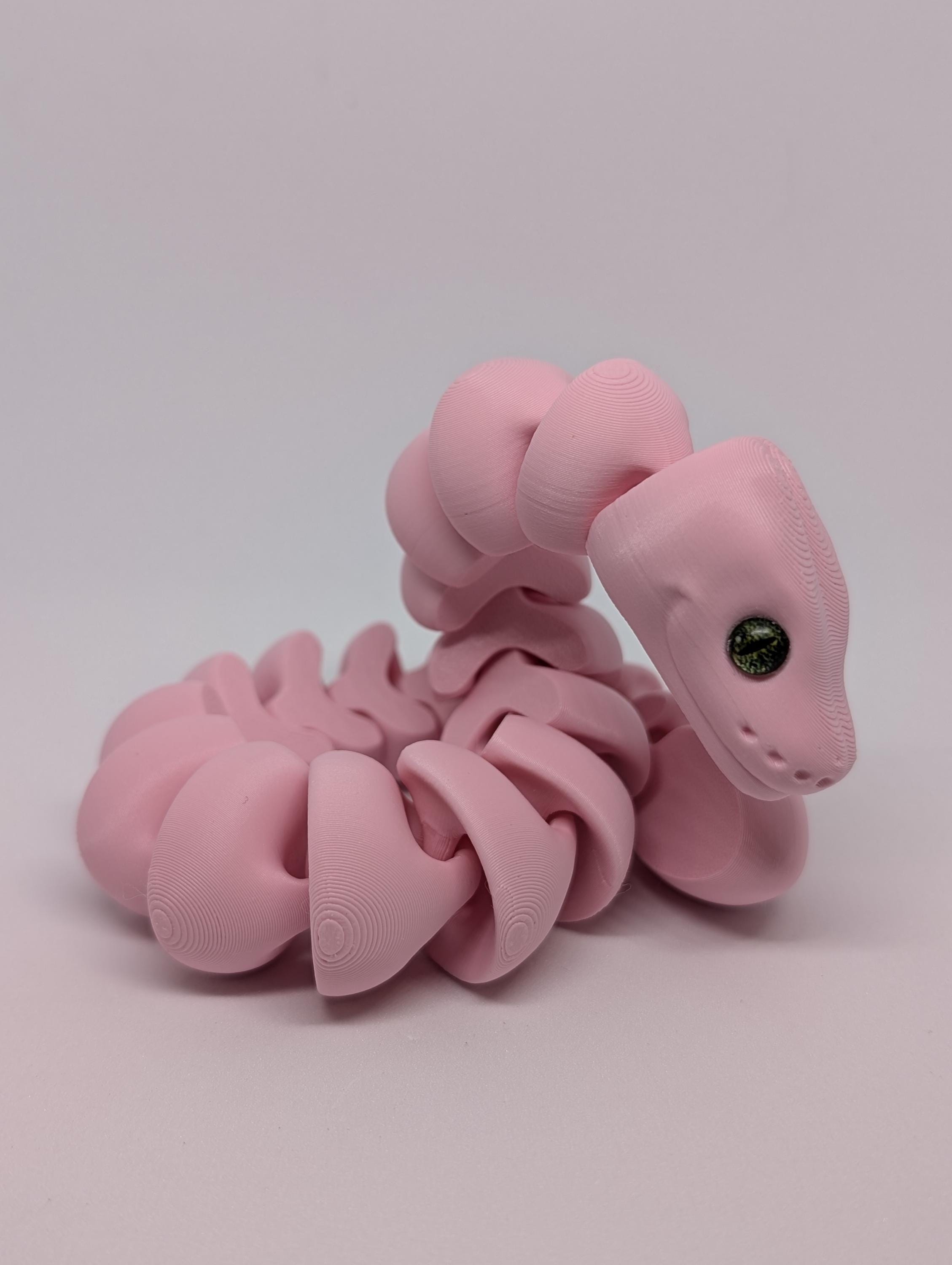 Articulated Snake Toy - Fidget Toy - Nearly 1 Foot of Fun! - Zou3d ...