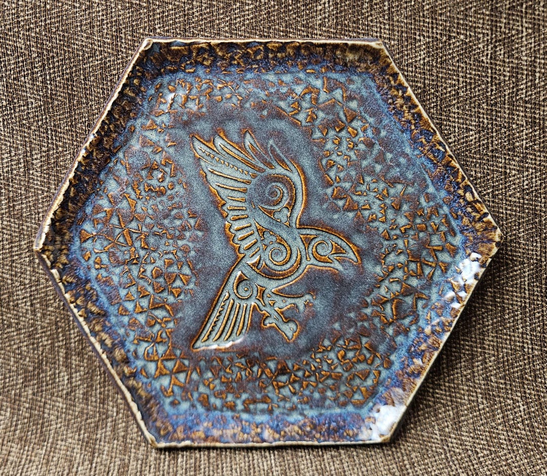 Raven in Flight Hexagon Plate From Contemporary Celtic Collection ...
