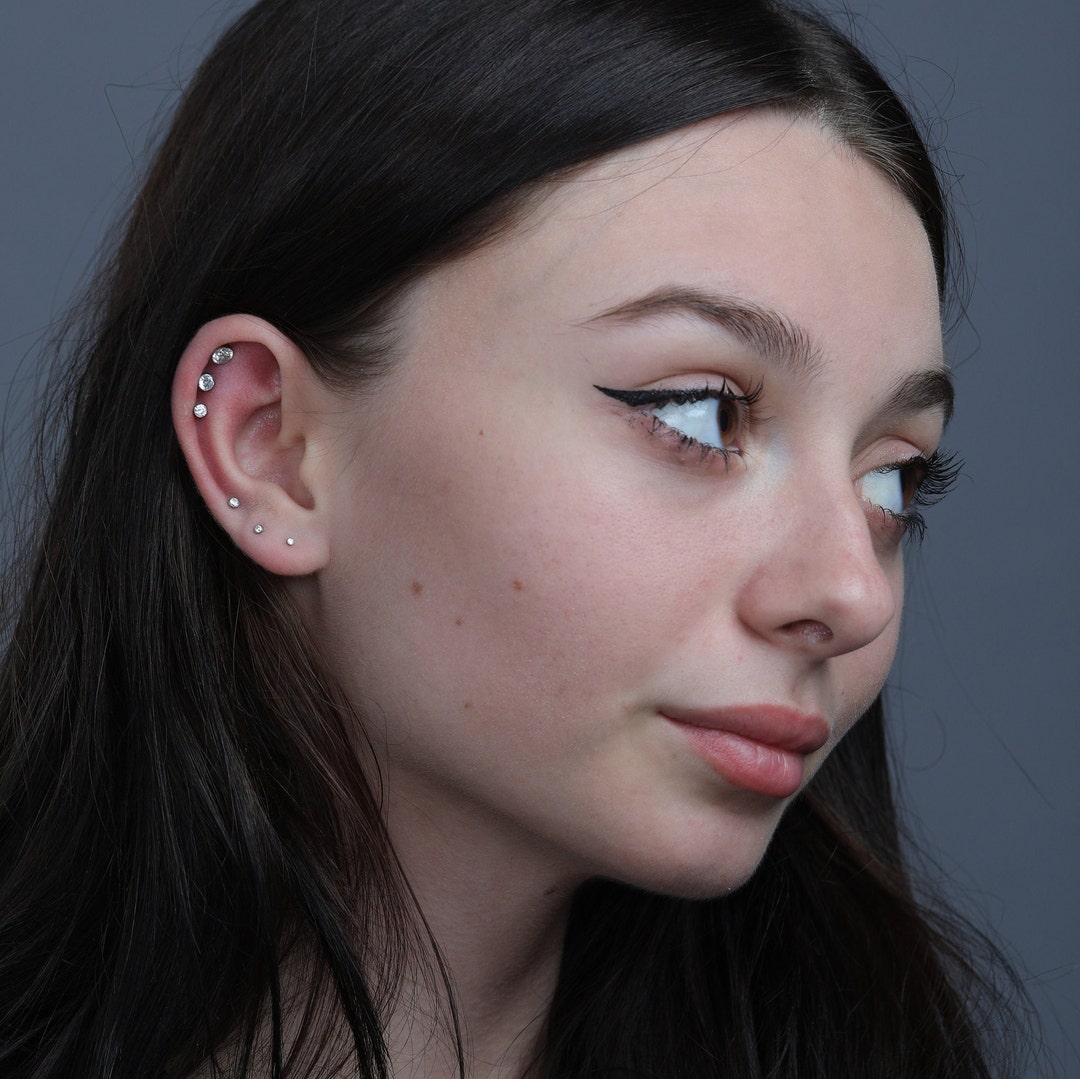 Titanium 1.5mm,2mm,2.5mm,3mm,4mm Bazel Circle Push in Labret 16g, 18g ...