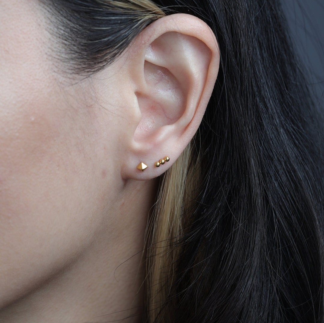 Surgical 3D Pyramid Push in Labret 16g, 18g, 20g Tragus Cartilage Helix ...