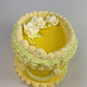 Realistic Cake Box - Vintage Style, Colorful, One of a Kind, Handmade ...