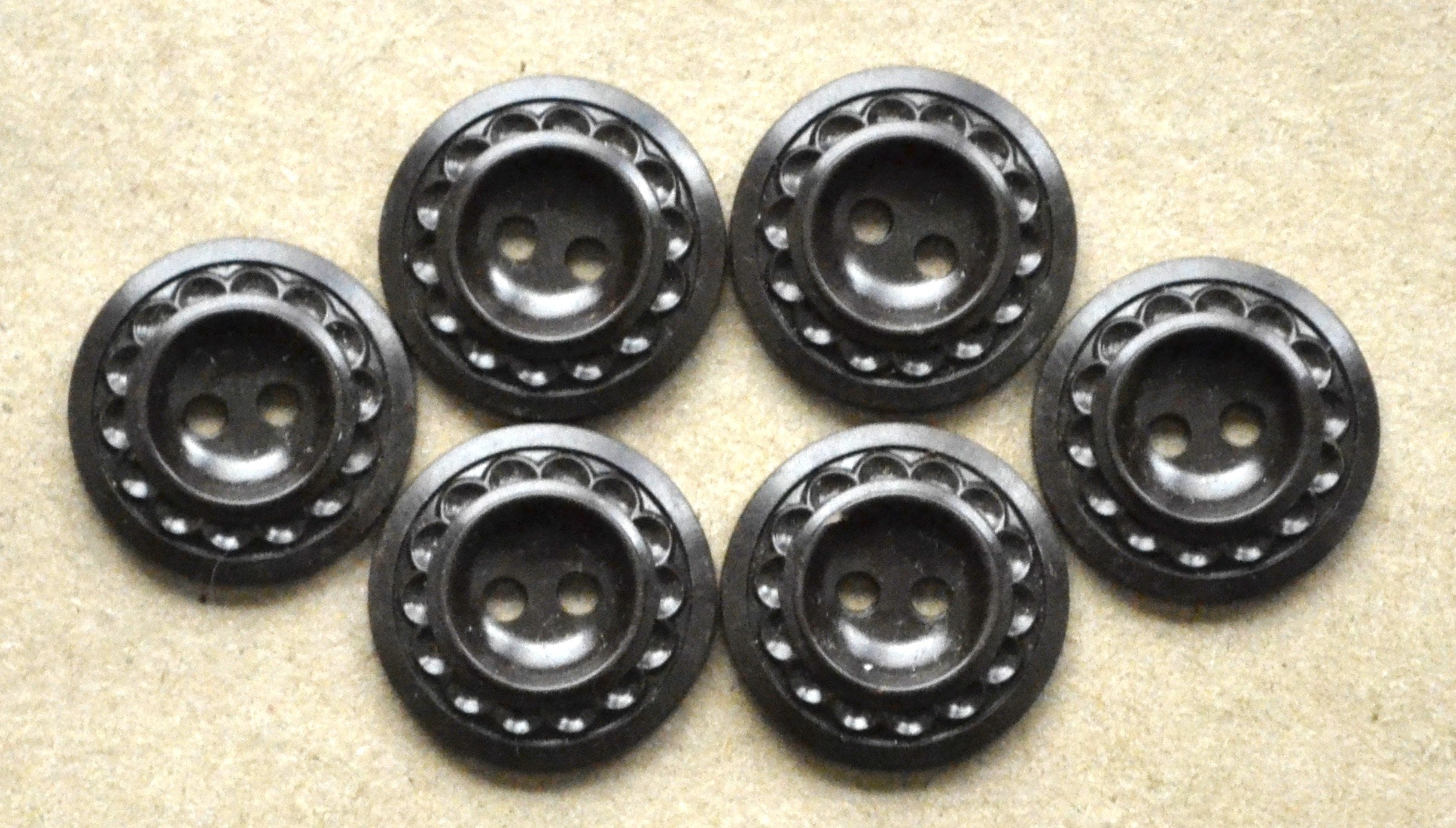 6 Vintage 1950s Brown Molded Buttons 2 Hole Sew Through | Sewing ...