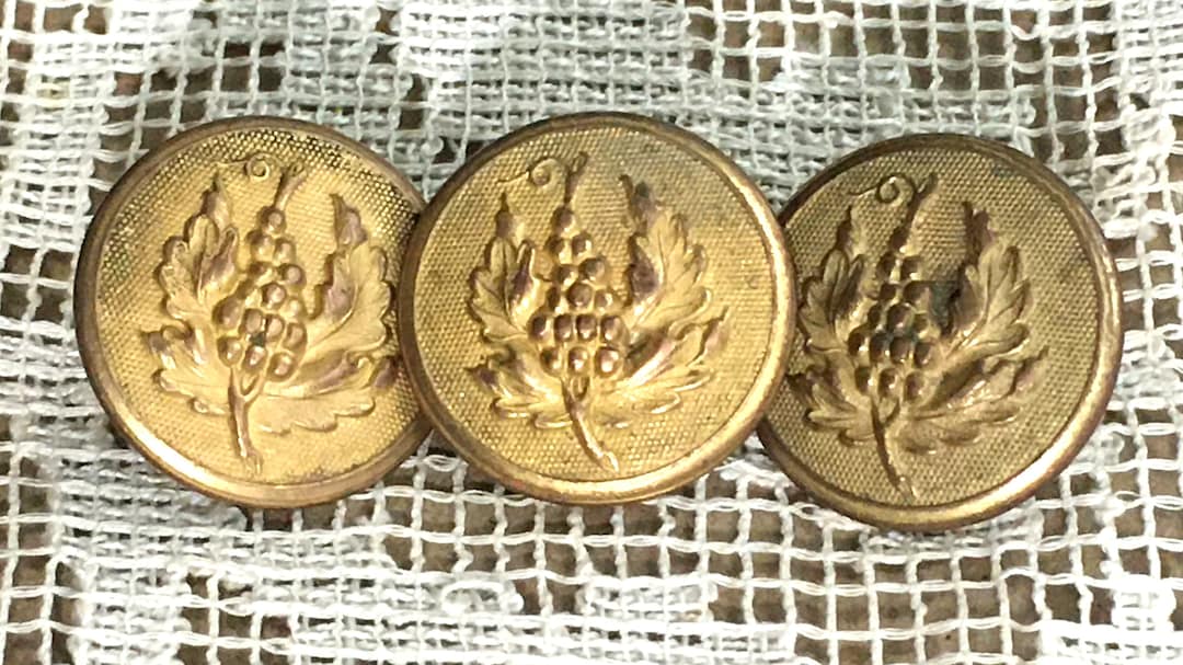 3 Vintage Ives Kendrick & Co Buttons 1830s, Extra, Brass, Embossed ...