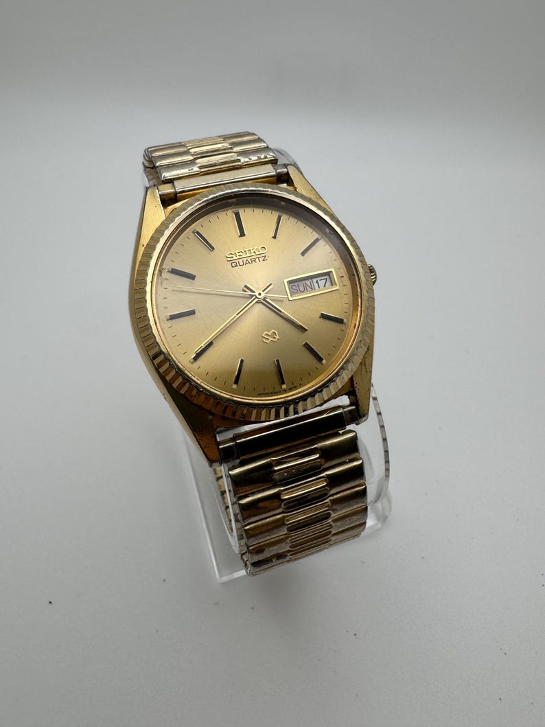 Vintage Seiko Quartz Men’s Watch – Gold Tone, Day/date, 34mm (1970s ...