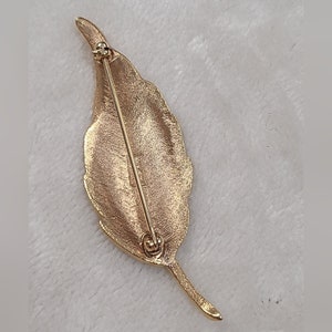 Vintage Avon Gold Tone Textured Leaf Brooch - Etsy