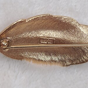 Vintage Avon Gold Tone Textured Leaf Brooch - Etsy