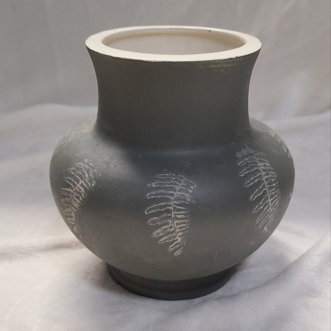 Green Vase With Leaf Design - Etsy