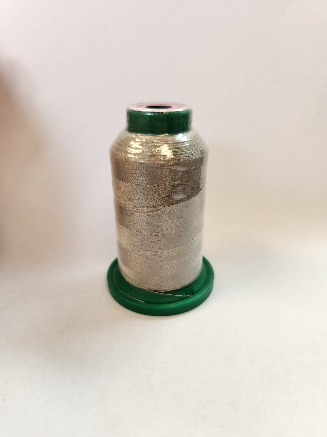 Isacord Thread 'gravel' 0874 - Etsy