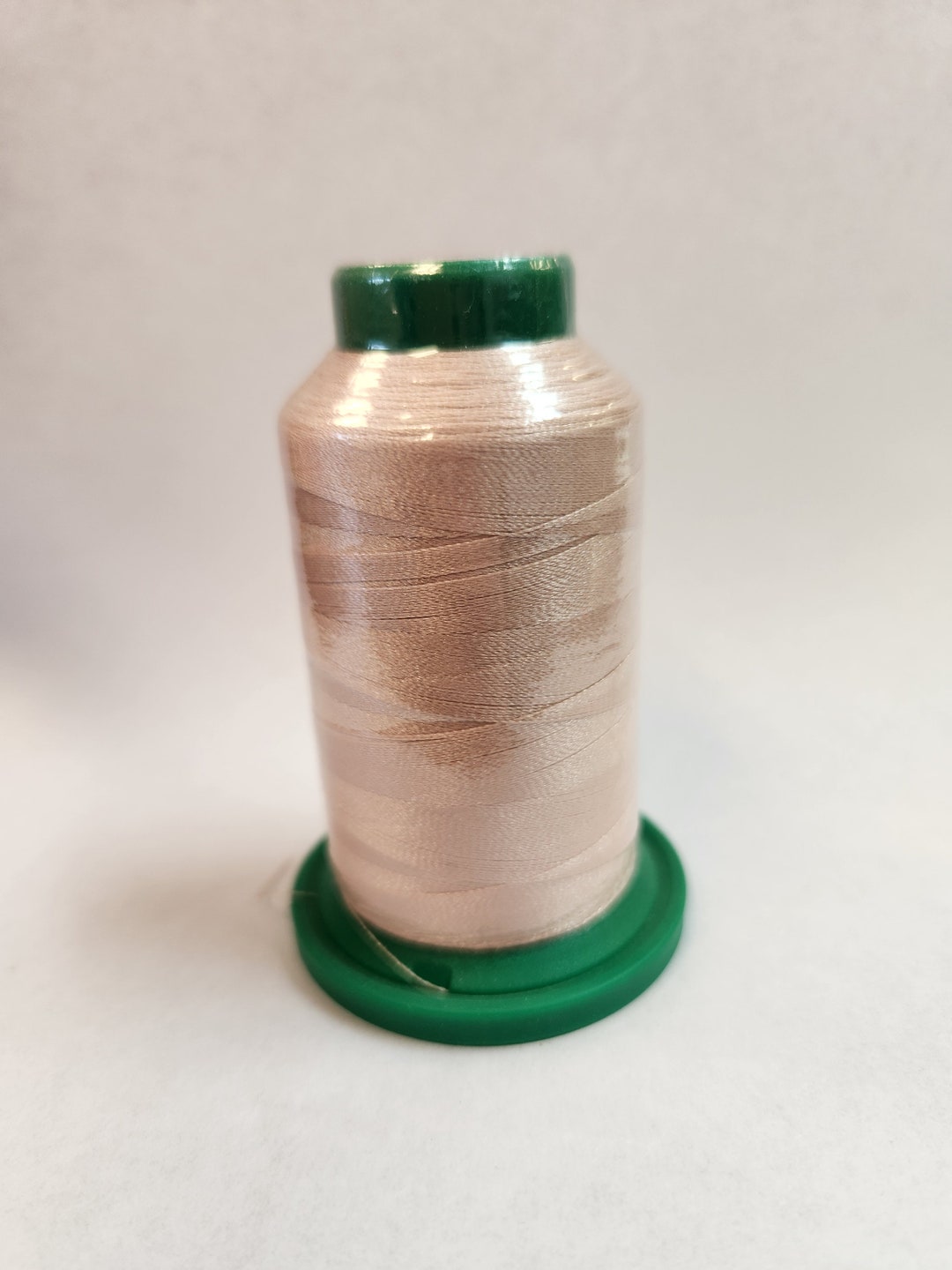 Isacord Thread 'tea Rose' 1761 - Etsy