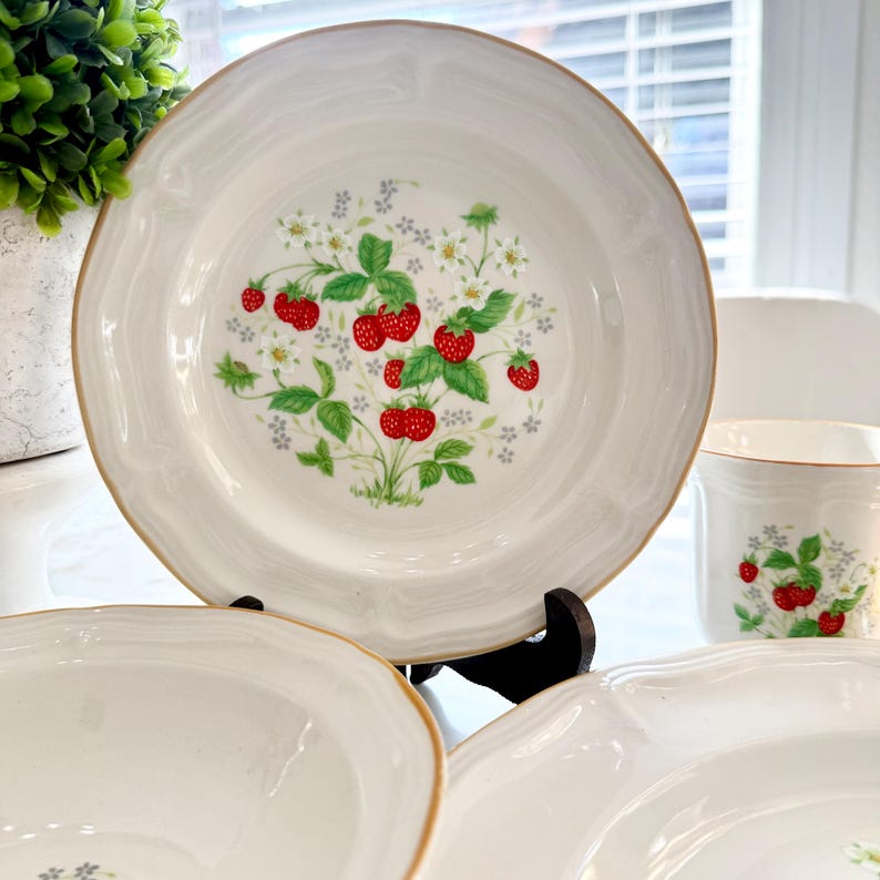 Vintage Antique Array Brick Oven Stoneware Plates – Strawberries Design ...