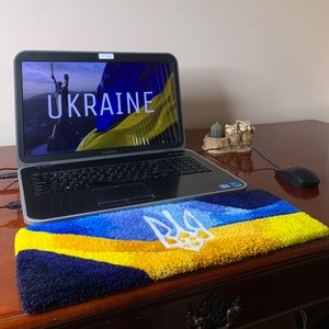Wrist Rest Desk Rug Tufted Rug Wrist Rest Fluffy Keyboard Rug Ukrainian ...