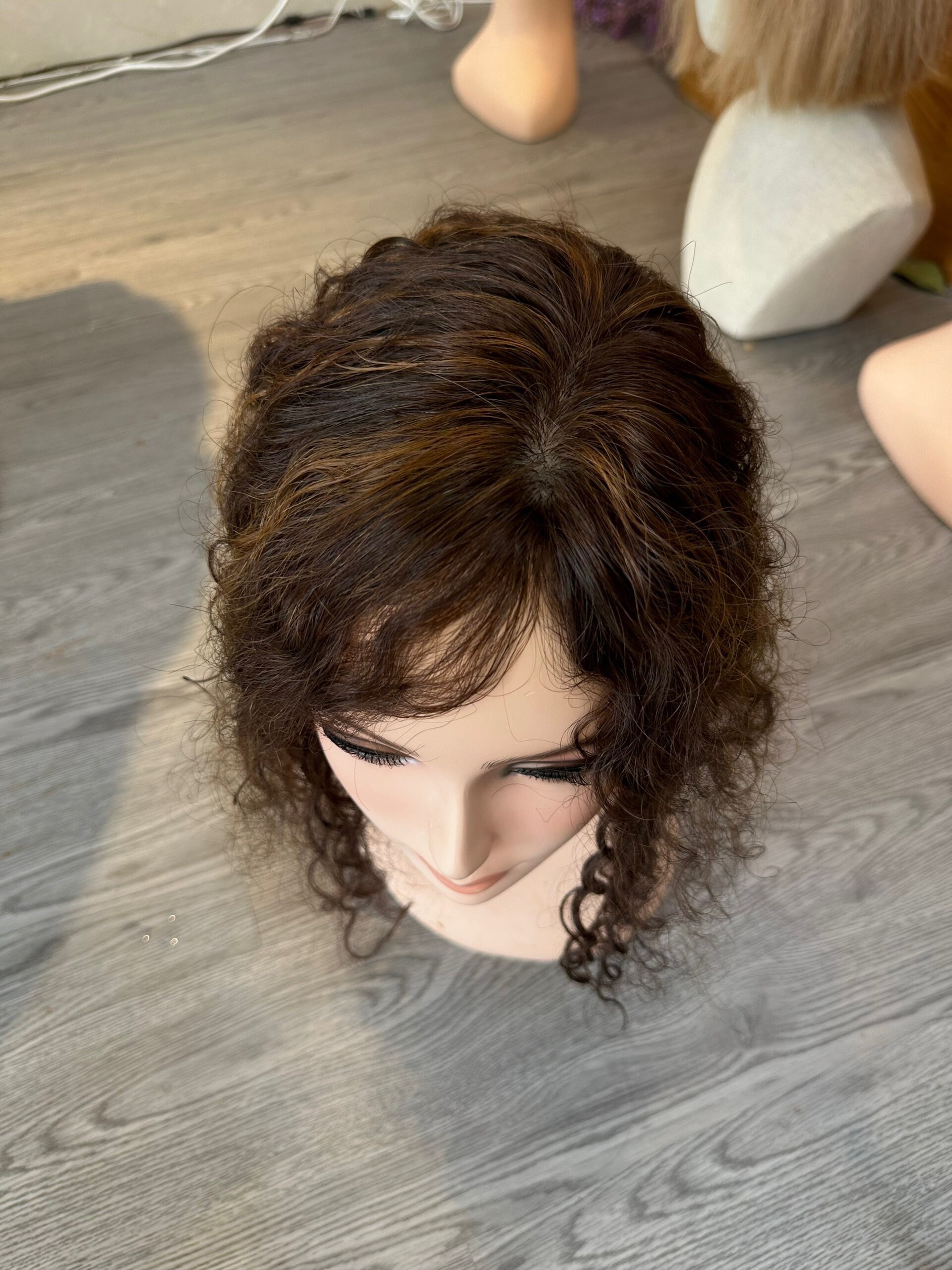 Lavia, Medium Density Chocolate Brown Plus Light Brown Highlights Human ...