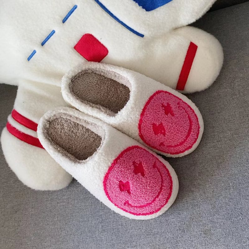Smiley Face Cute Slippers - Cushion Slides - Comfortable and Cozy ...