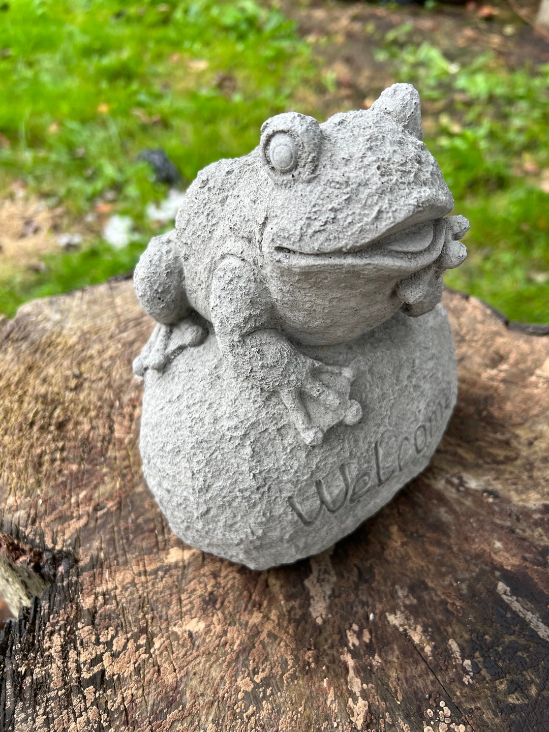 Stone/concrete Welcome Frog Garden Ornament Statue - Etsy
