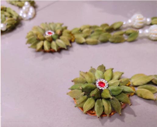 Traditional Jain Elaichi Moti Mala – Barati Swagat Garlands for Indian ...