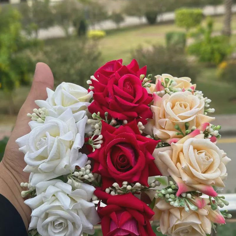 Gajra Hand - Etsy