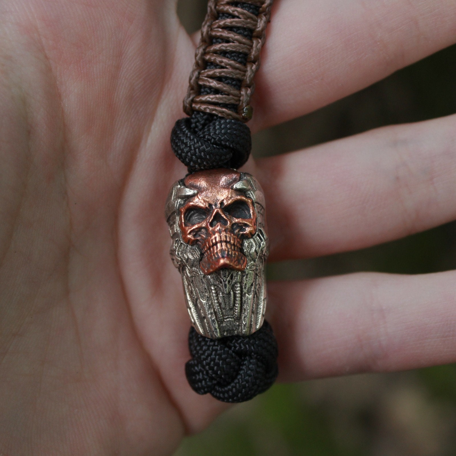 Knife Bead Gazing Into Space Skull Nickel Silver Bronze EDC Paracord ...