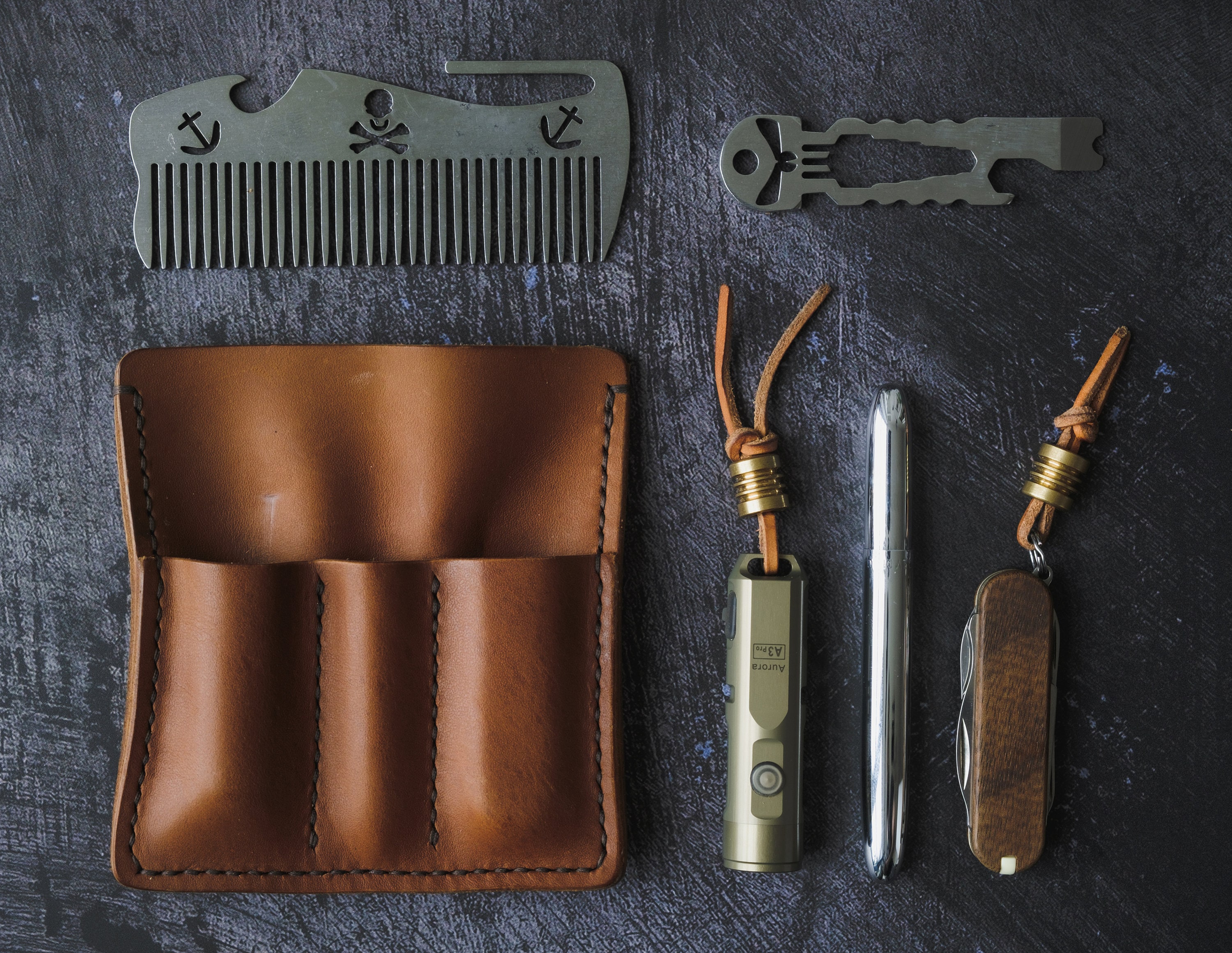 Leather EDC Organizer With Three Pockets Pattern, DIY Leather Everyday ...