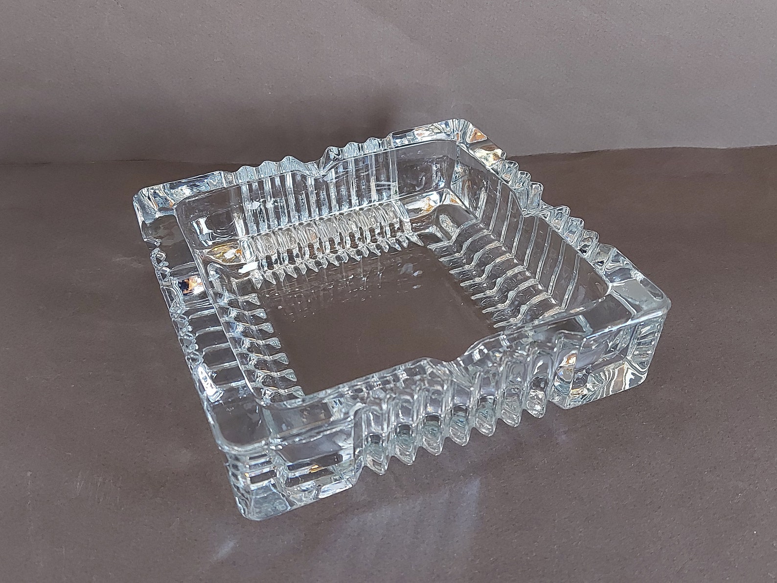 Art Glass Ashtray Cigars Cigarette Crystal Glass Large & Heavy Ash Tray ...