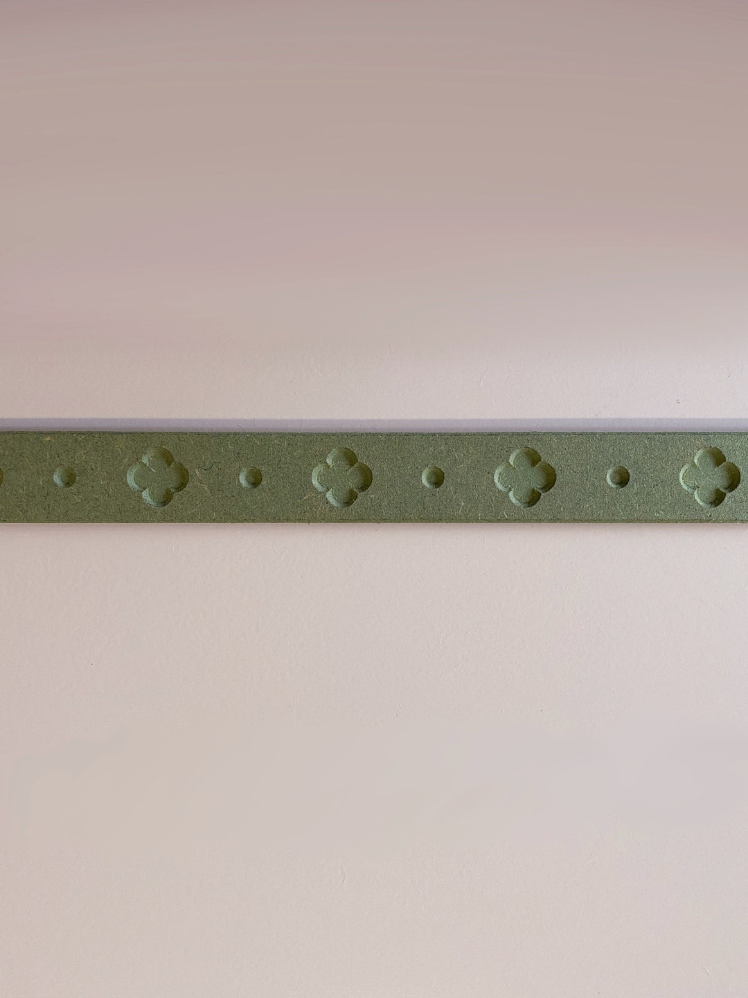 Small Flower Decorative Trim Moulding 6mm Thick Approximately 96cm Long ...