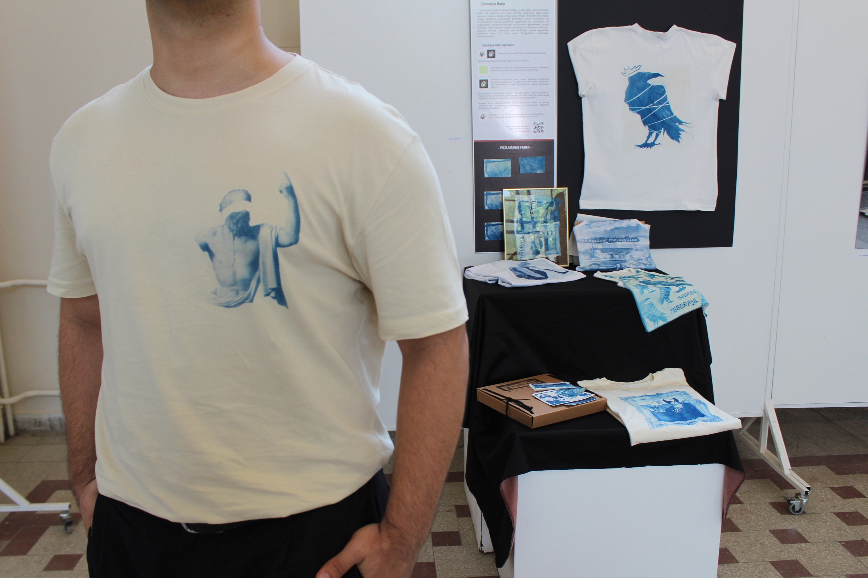 Death of Socrates, Cyanotype T-shirt - Etsy