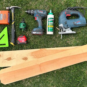 Strawberry Tower Planter Plans: Two Picket Project Using Only the ...