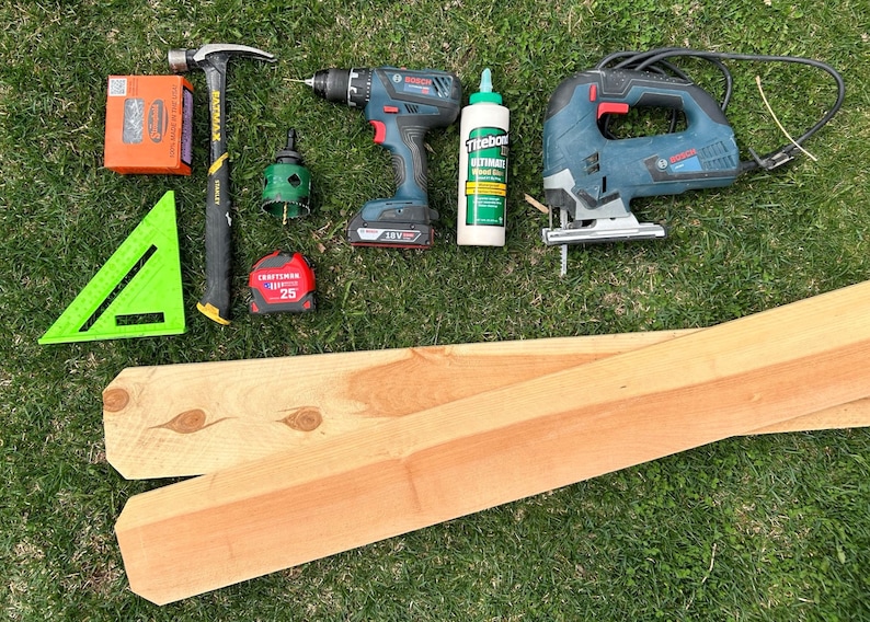 Strawberry Tower Planter Plans: Two Picket Project Using Only the ...