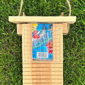 Two Picket Project: Suet Bird Feeder DIY Plans to Make Bird Feeder of ...
