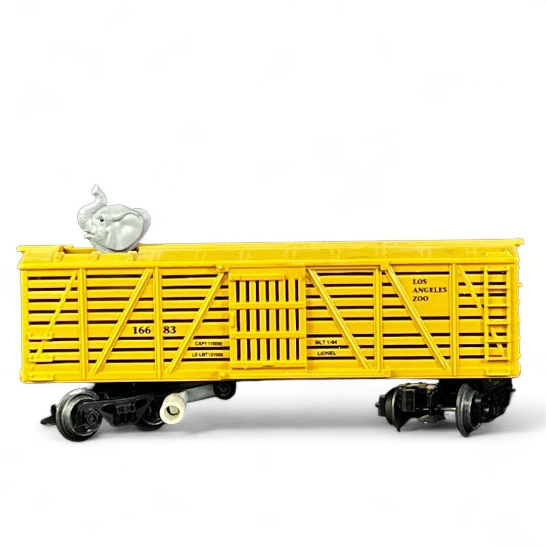 Train Car O Gauge Freight Rolling Stock Lionel Los Angeles Zoo Elephant ...