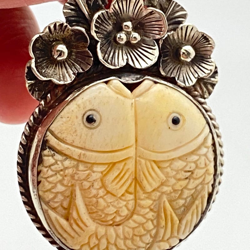 Articulated Fish Pendant - Etsy