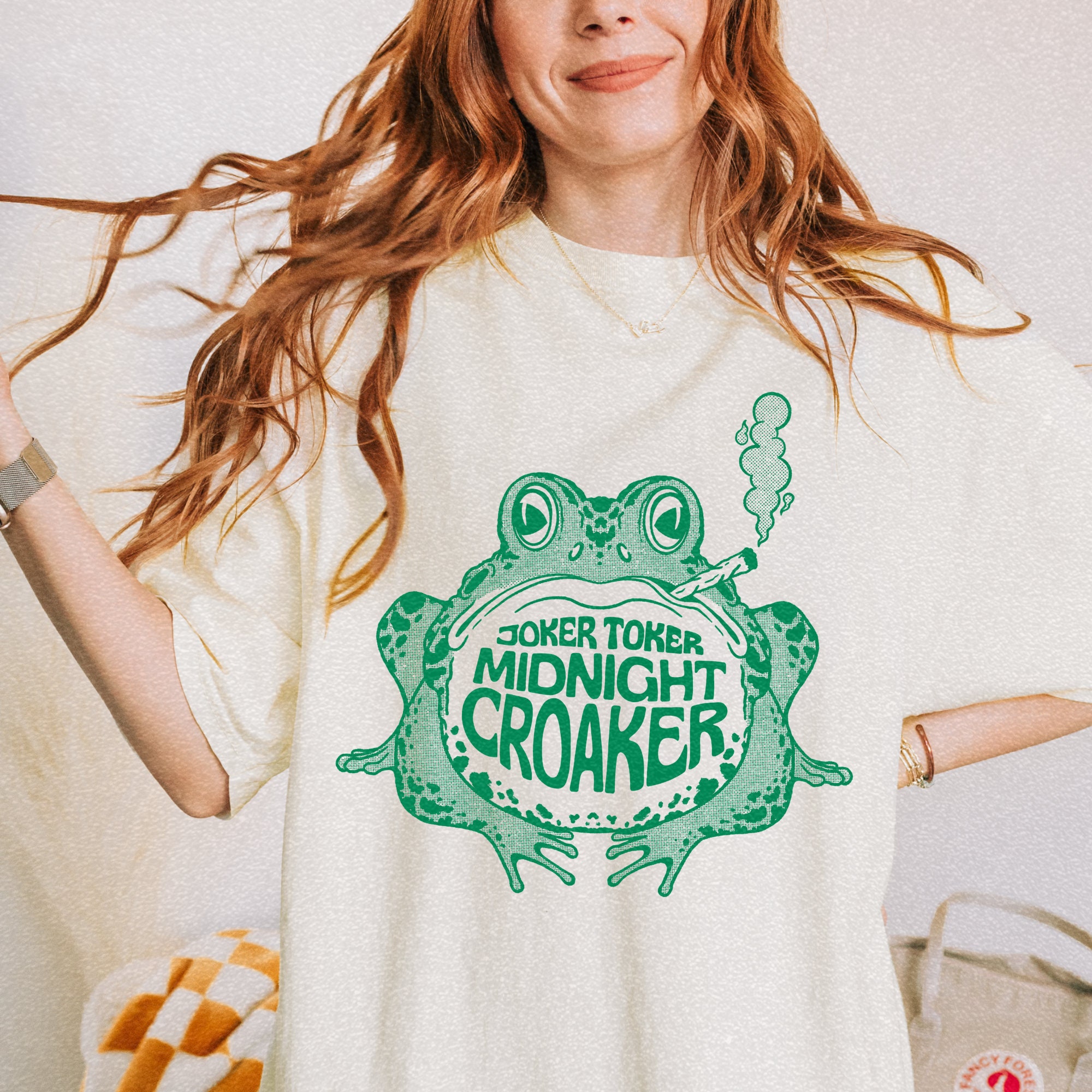 Frog Midnight Toker Stoner T-shirt Stoner Aesthetic Marijuana ...