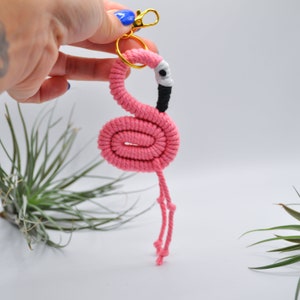 Macrame Flamingo Keychain With Clip Cute Pink Flamingo Key Ring - Etsy