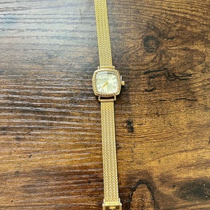 Vintage Style Gold Plated Roman Numeral Elegant Watch - Etsy