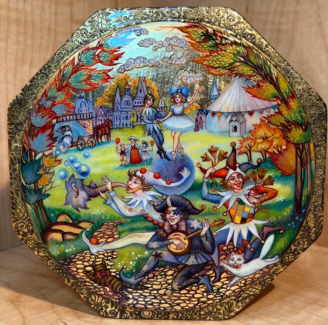 Palekh Lacquer Box the Circus 6.25 X 6.25 Handmade - Etsy