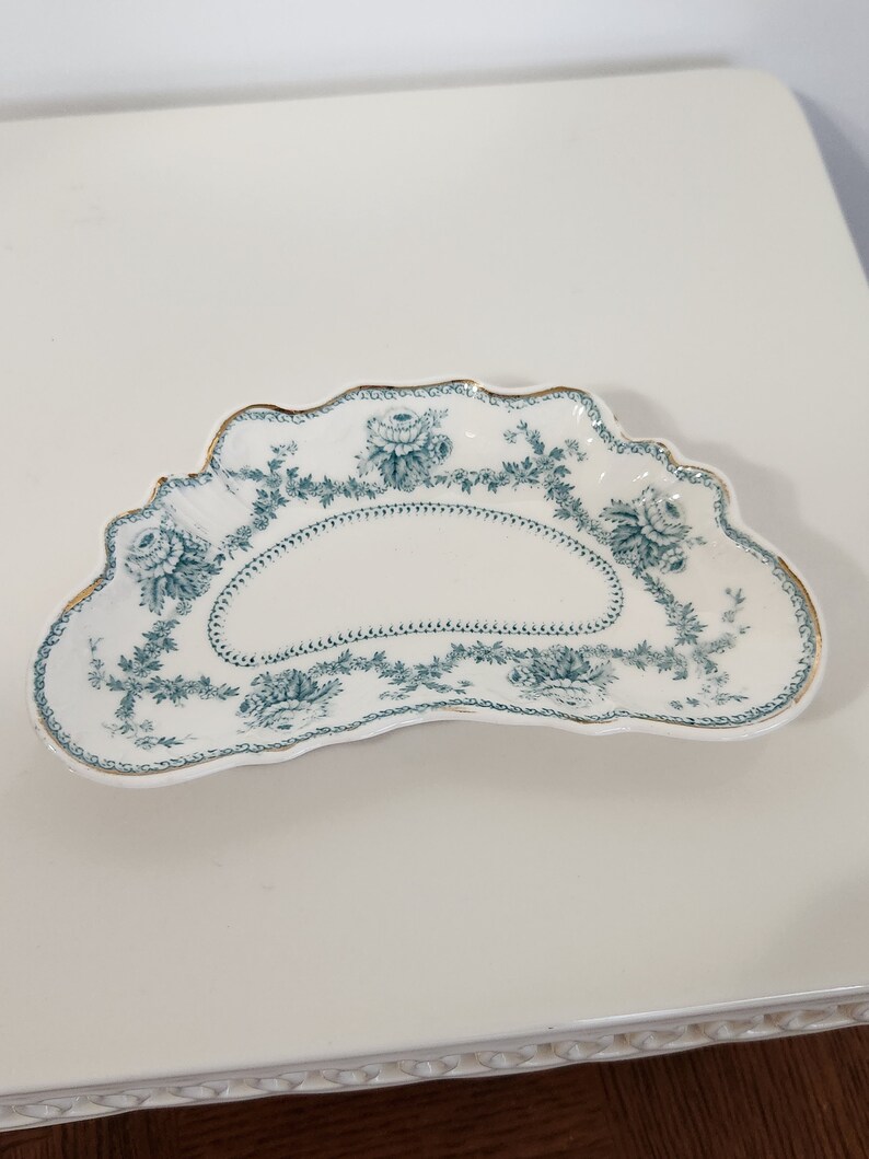 6 Pcs Johnson Bros Bone Plates Raleigh Pattern, Made in England ...