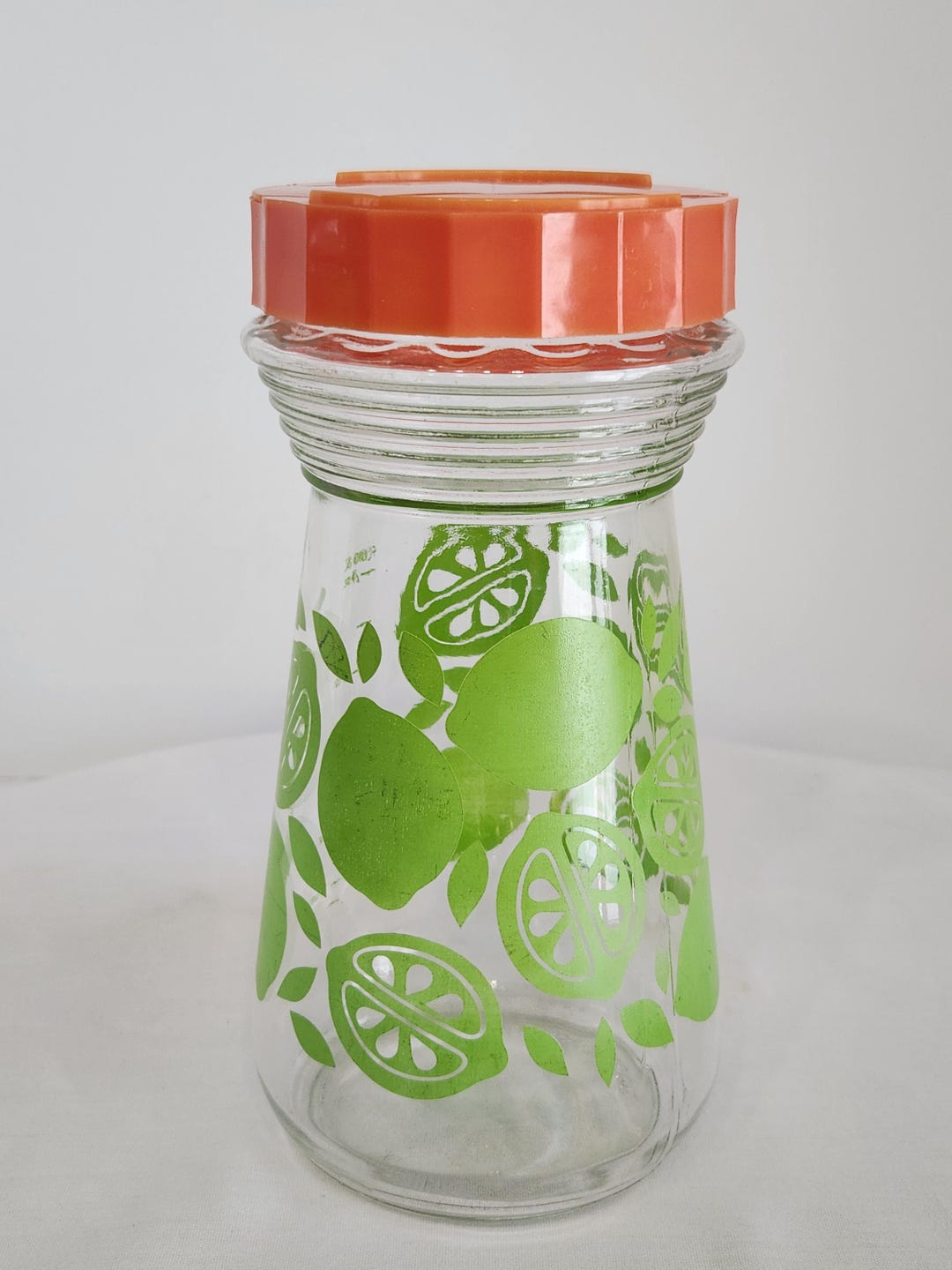 Vtg 1970s Pyrex Lime Glass Juice Carafe Pitcher W Orange Pouring Lid ...