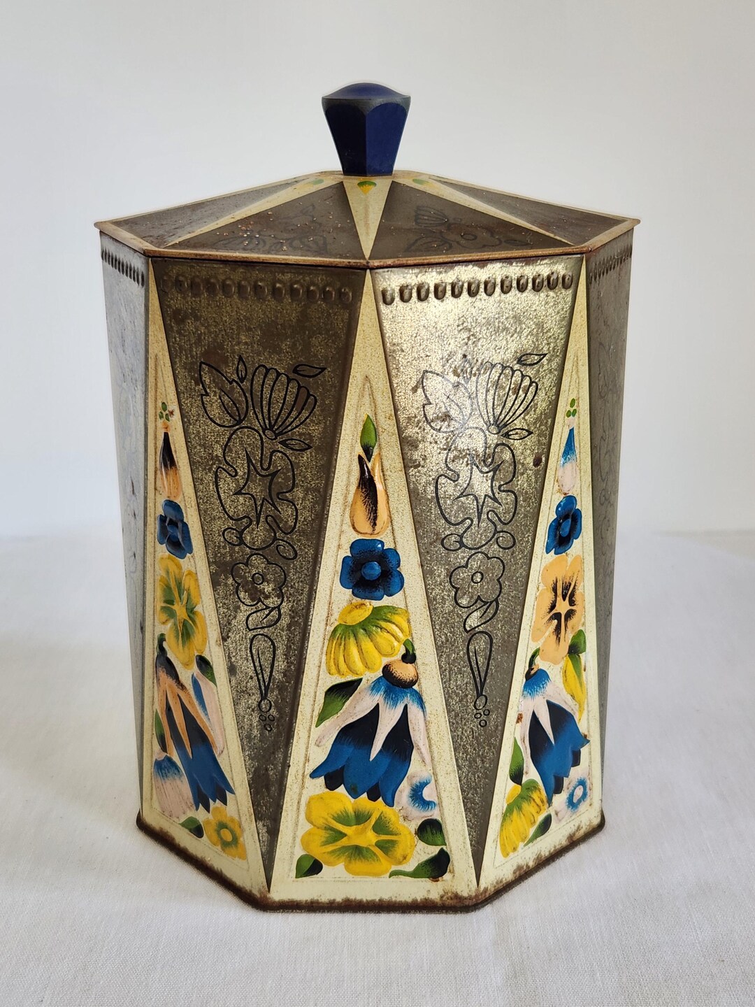 Octogon Floral Candy Toffee Tin, Benson Confectionery Made in England ...
